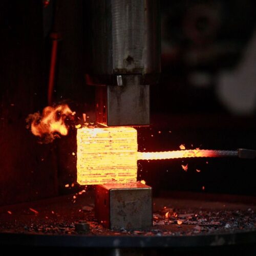 What is 5 Axis Machining and Why Does It Matter for Precision ...